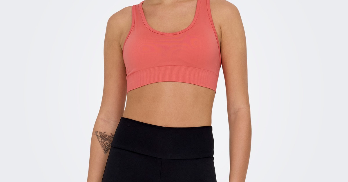 Seamless Sports Bra | Medium Rose | ONLY®