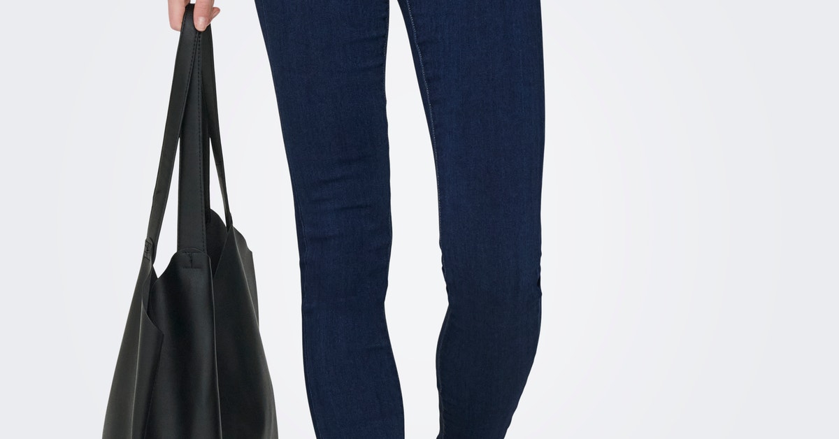 ONLRAIN Mittlere Taille Skinny Fit Jeans | Dunkelblau | ONLY®