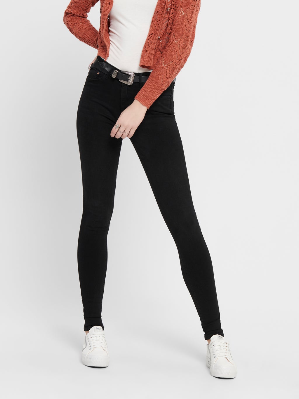 ONLPaola HW Skinny Fit Jeans Schwarz ONLY ONLPaola HW Skinny Fit Jeans Schwarz ONLY