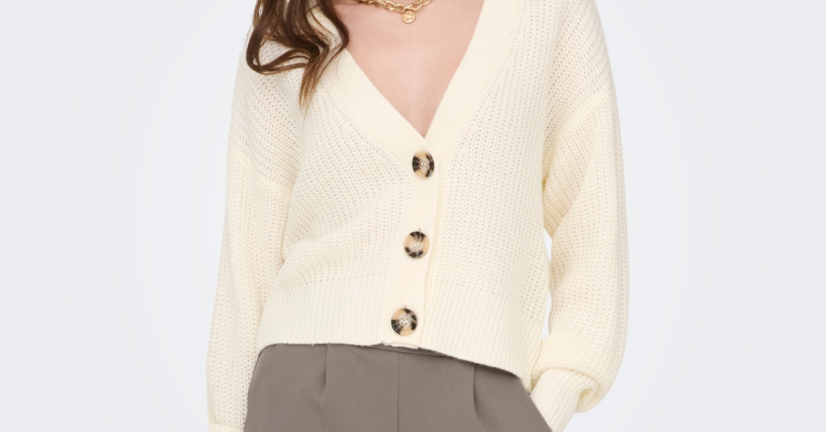 Short Knitted Cardigan | White | ONLY®