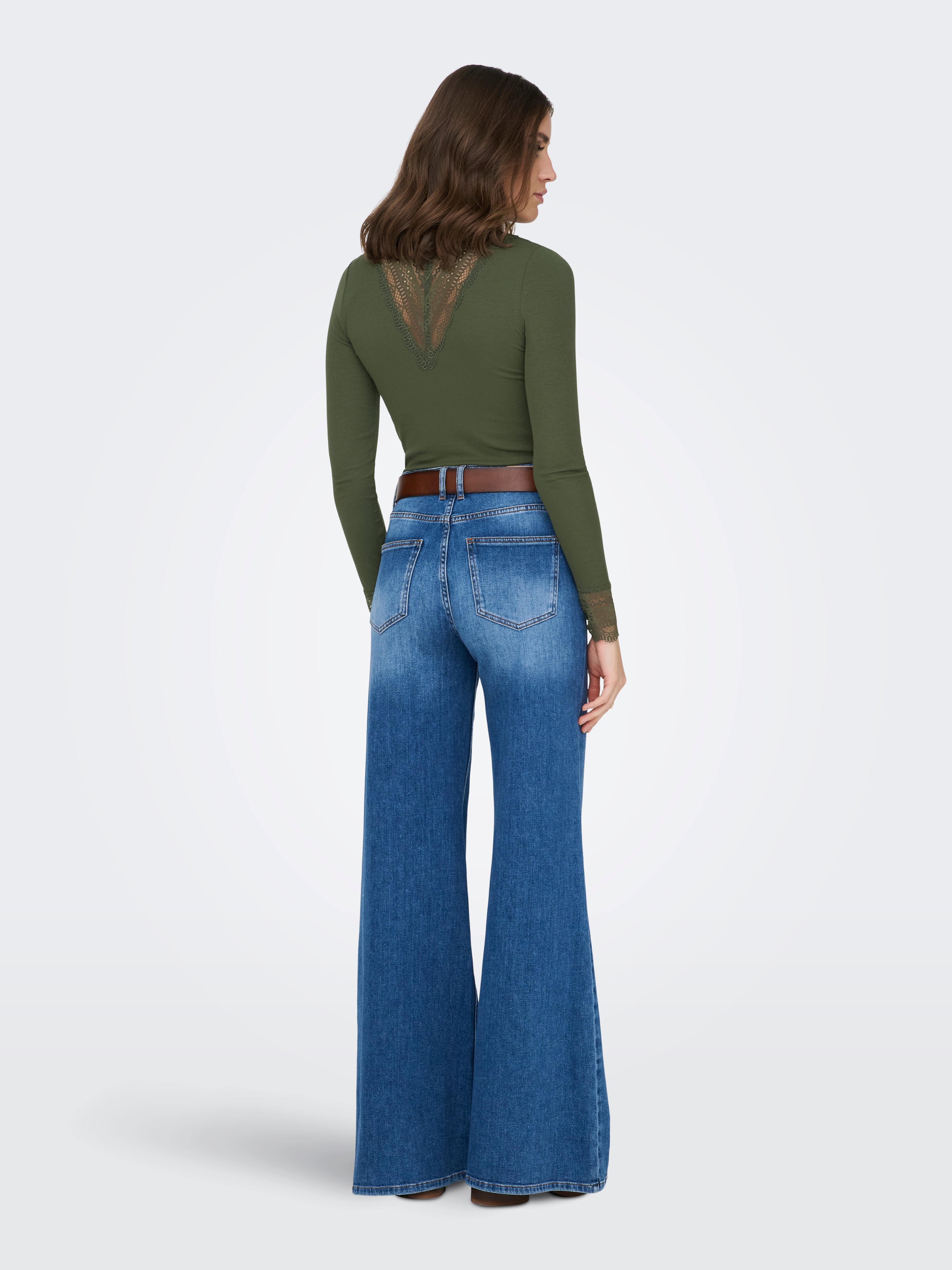 Finitions en dentelle Top | Vert foncé | ONLY®