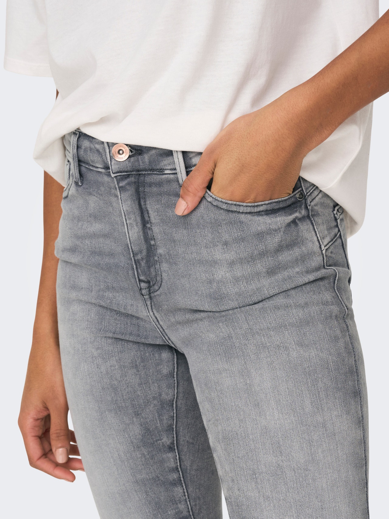 ONLPOWER Mid waist Skinny fit Jeans | Midden Grijs | ONLY® ONLPOWER Mid waist Skinny fit Jeans | Midden Grijs | ONLY®