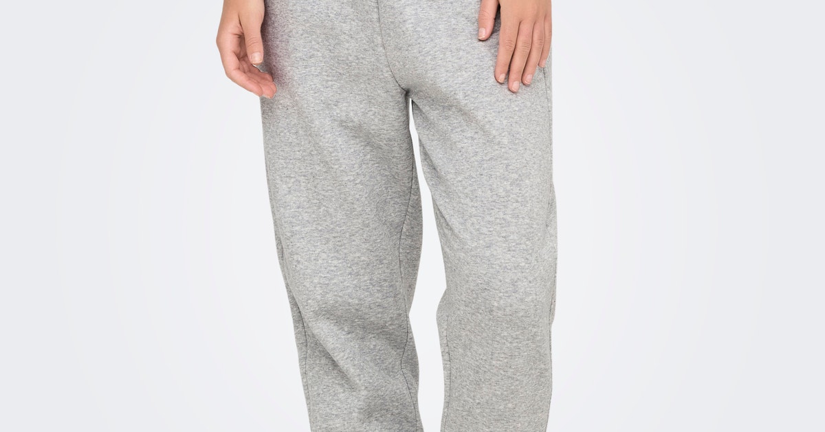 ONLSWEAT Regular Fit Sweatpants | Light Grey | ONLY®
