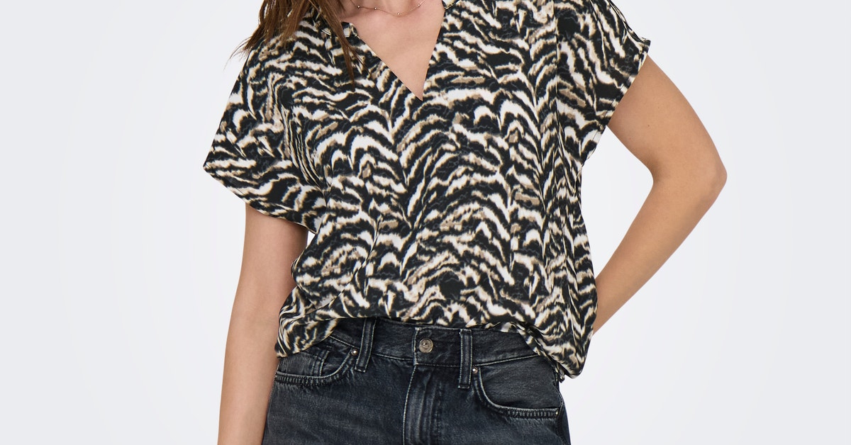 JDYLION Top | Sort | ONLY®