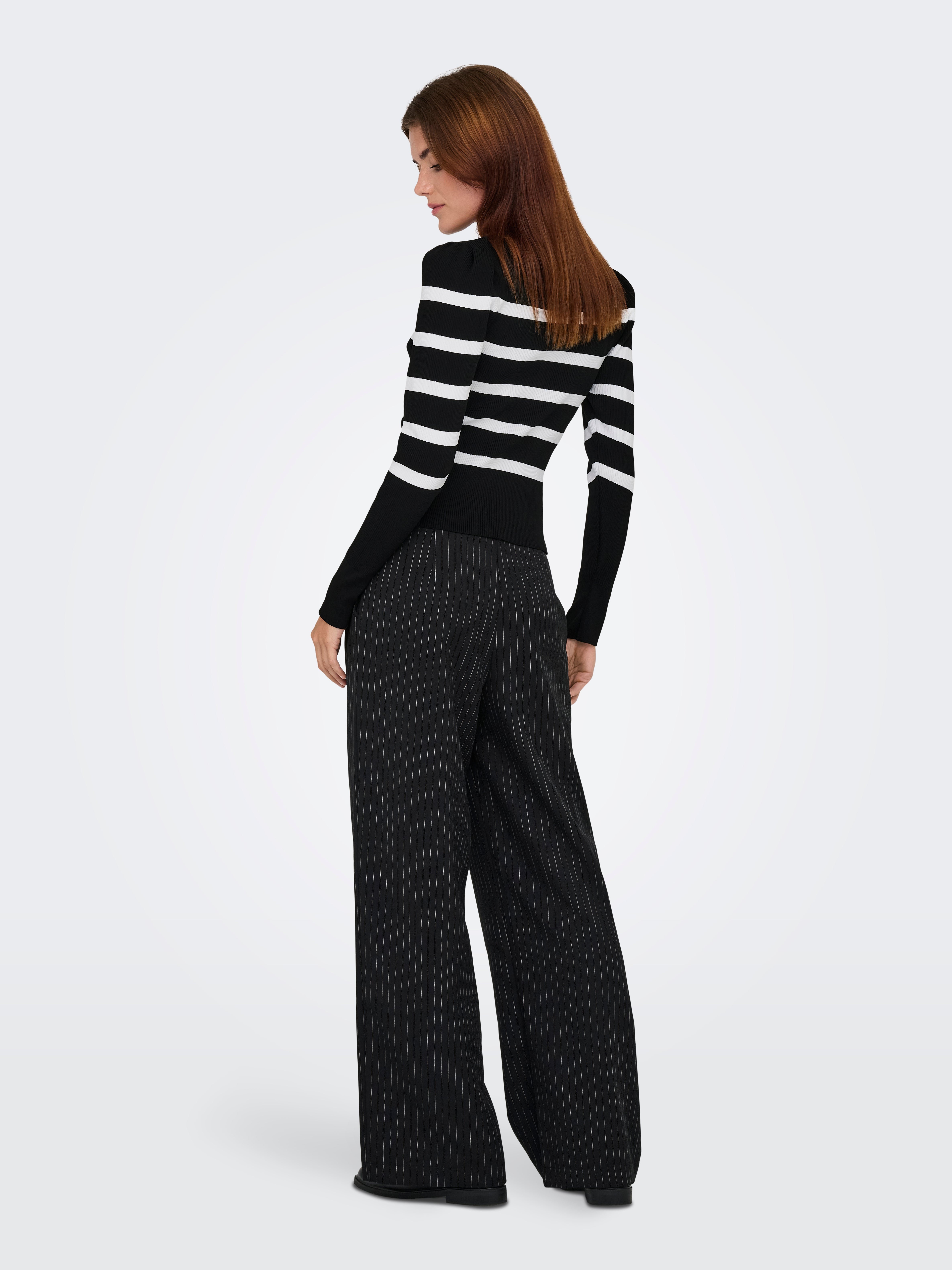 Puff sleeve knitted Pullover | Black | ONLY®