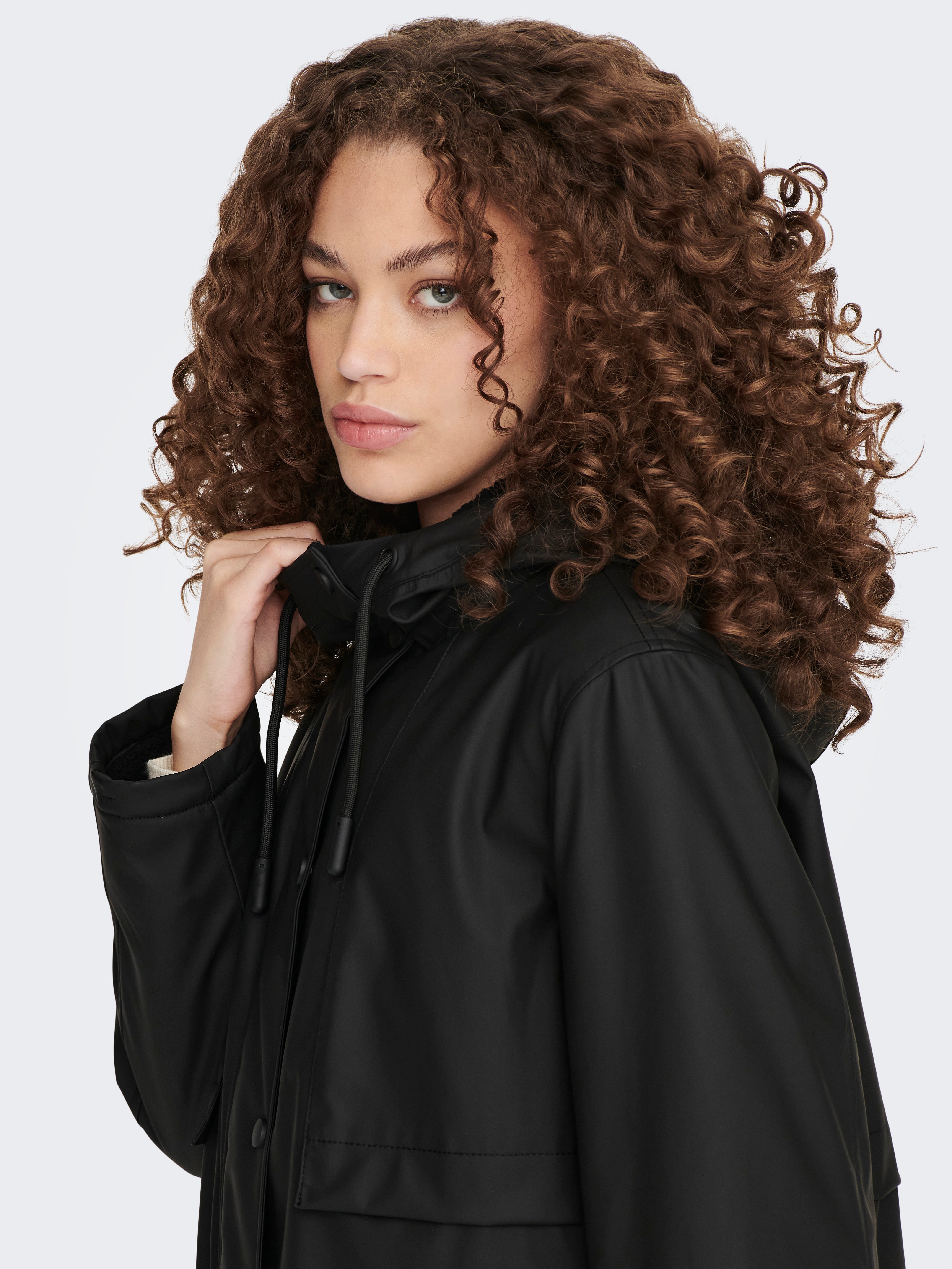 teddy-rain-jacket-black-only