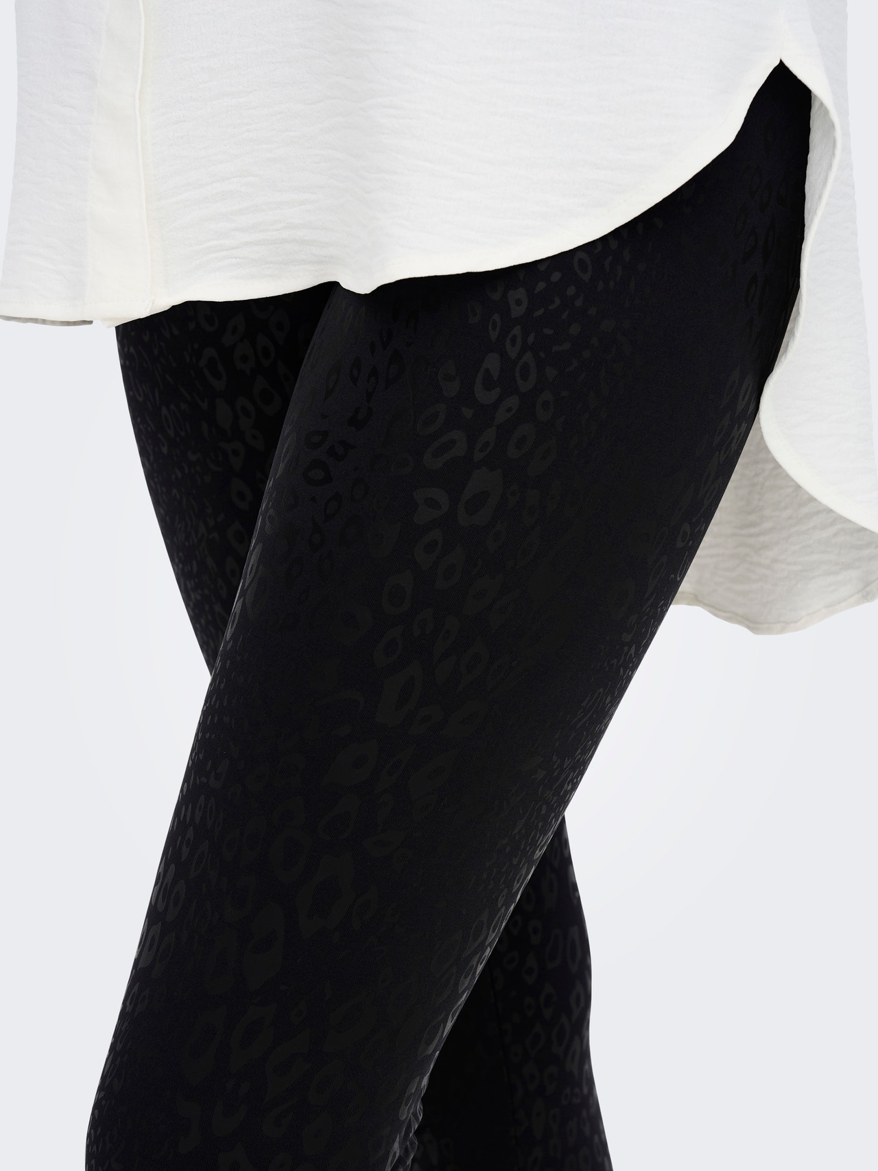 Slim Fit Leggings Black Only®
