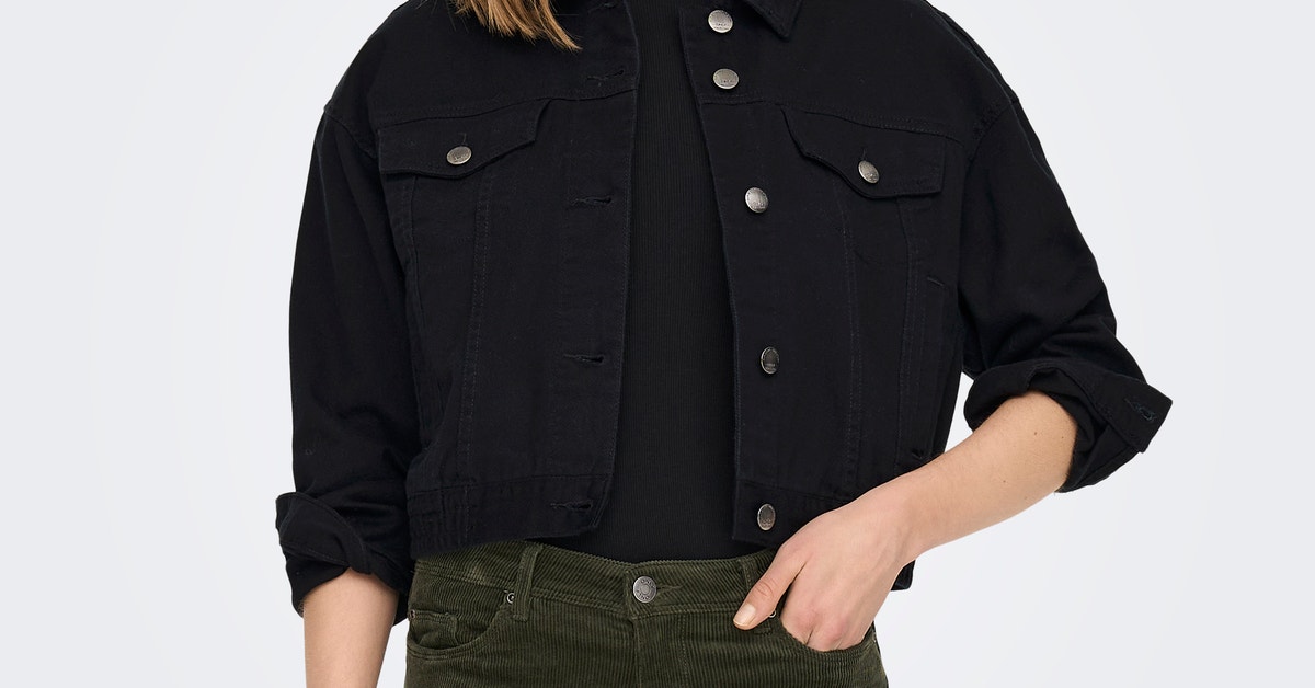 Cropped button jacket | Black | ONLY®