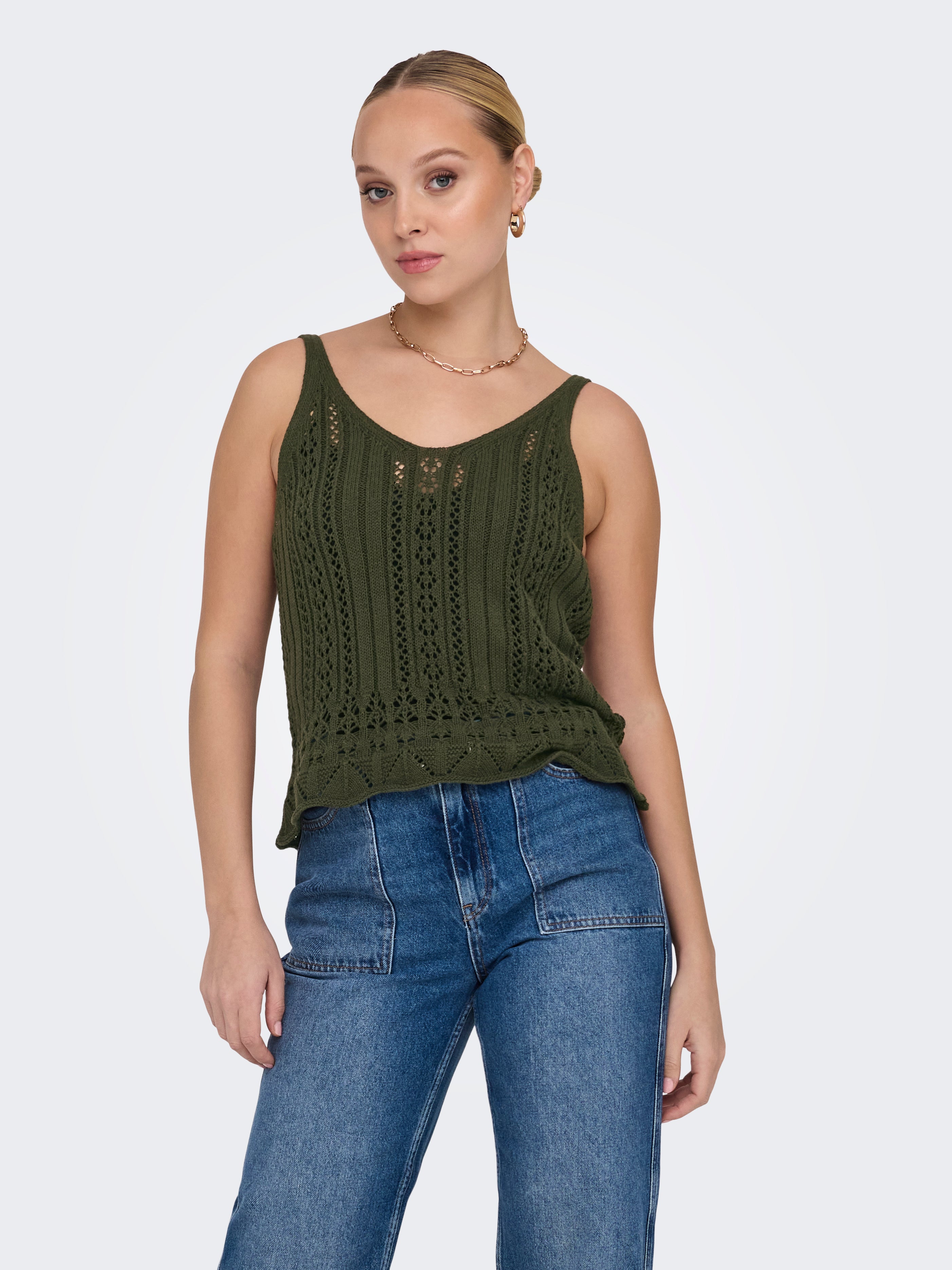 Top Regular Fit Col en V | Dark Green | ONLY®