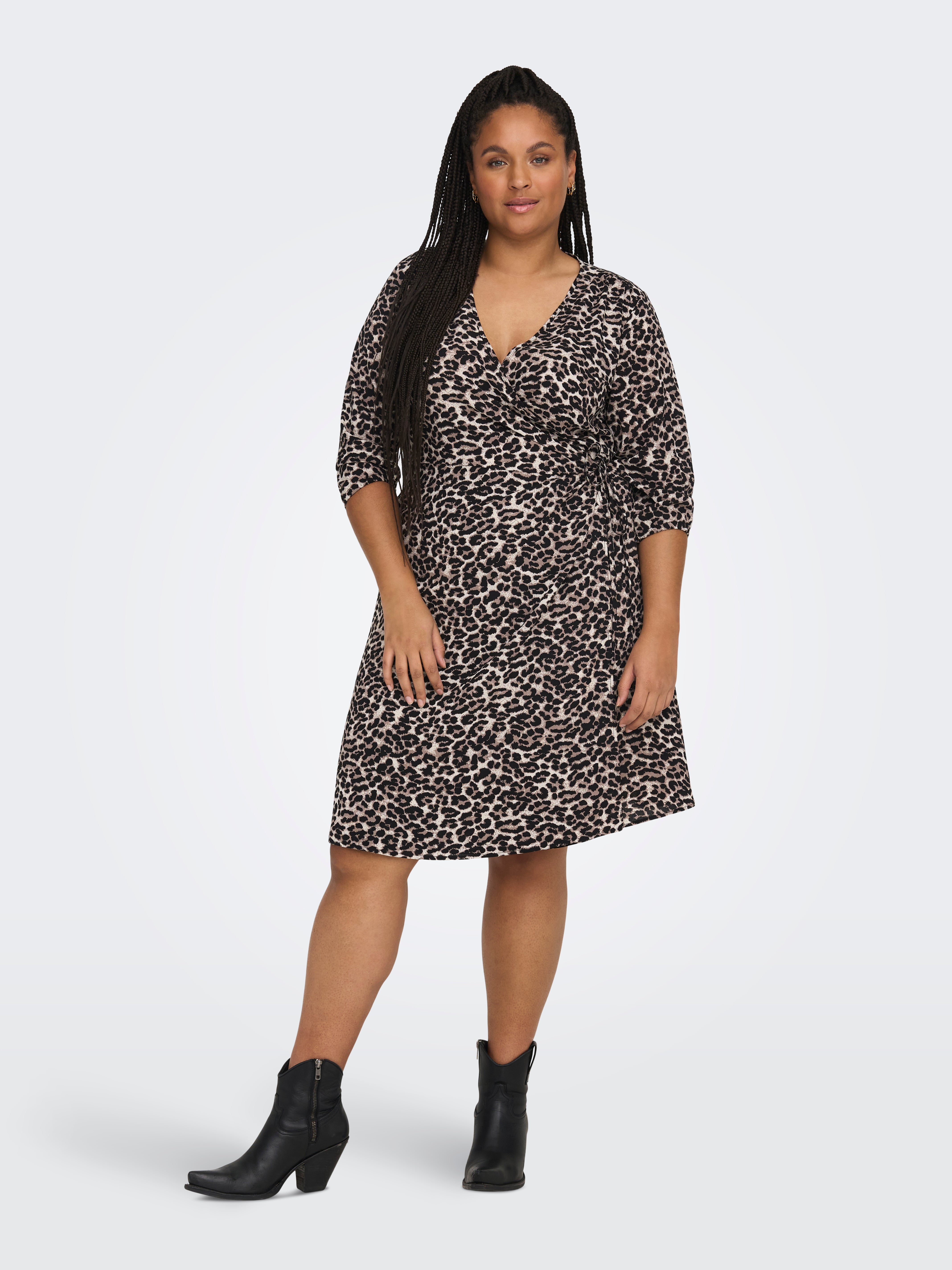 Robe longue Loose Fit Col en V | Noir | ONLY®