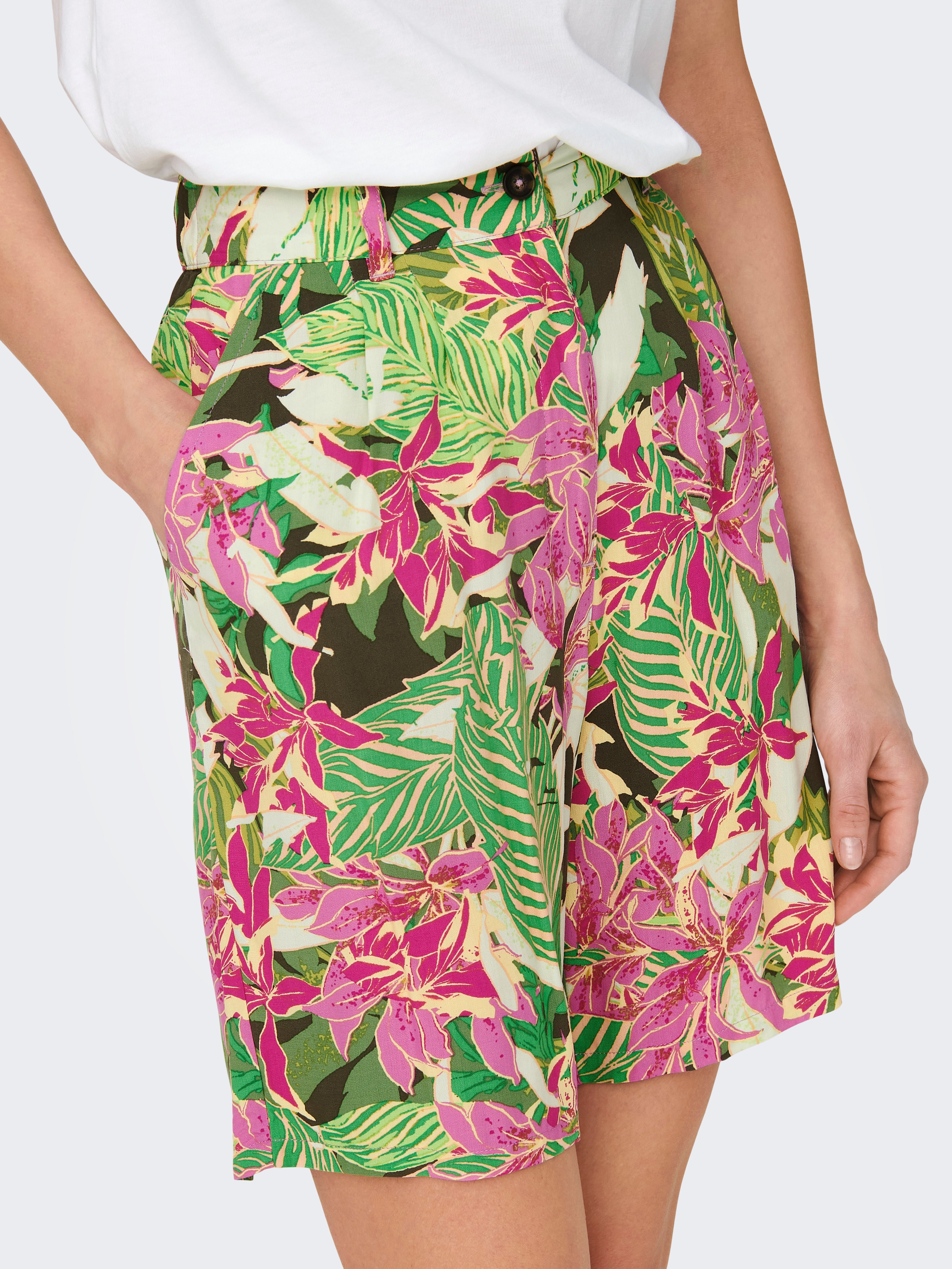 Shorts Oversize Fit avec une remise de 40% | ONLY®