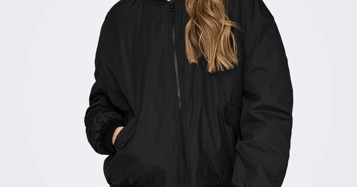 Round Neck Rib hems Ribbed cuffs Jacket | Black | ONLY®