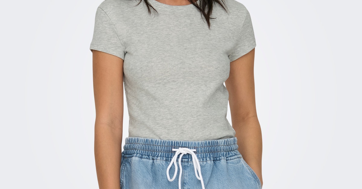 ONLELINA T-skjorte | Lys grå | ONLY®