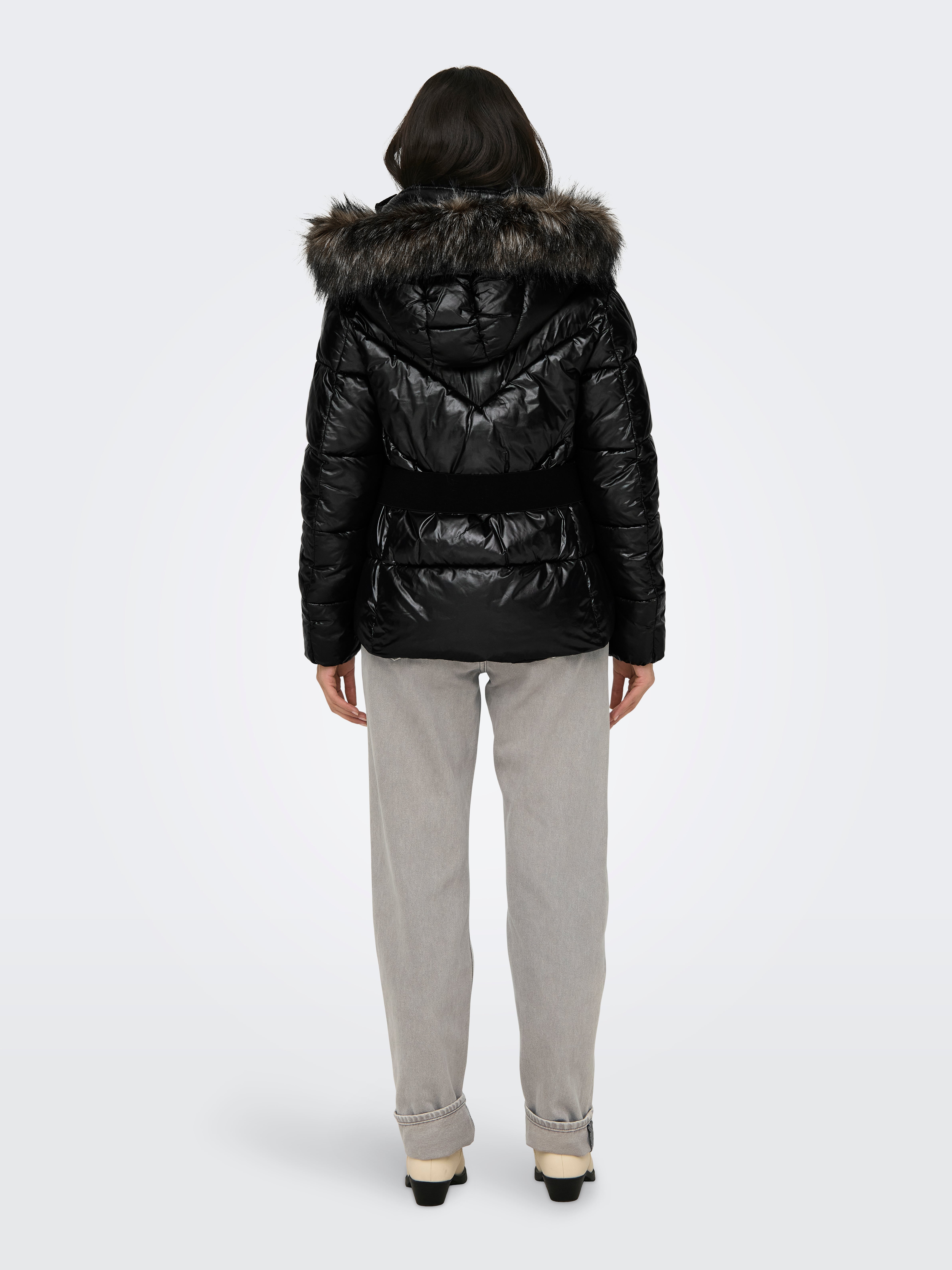Hooded puffer jacket 20% alennuksella | ONLY®