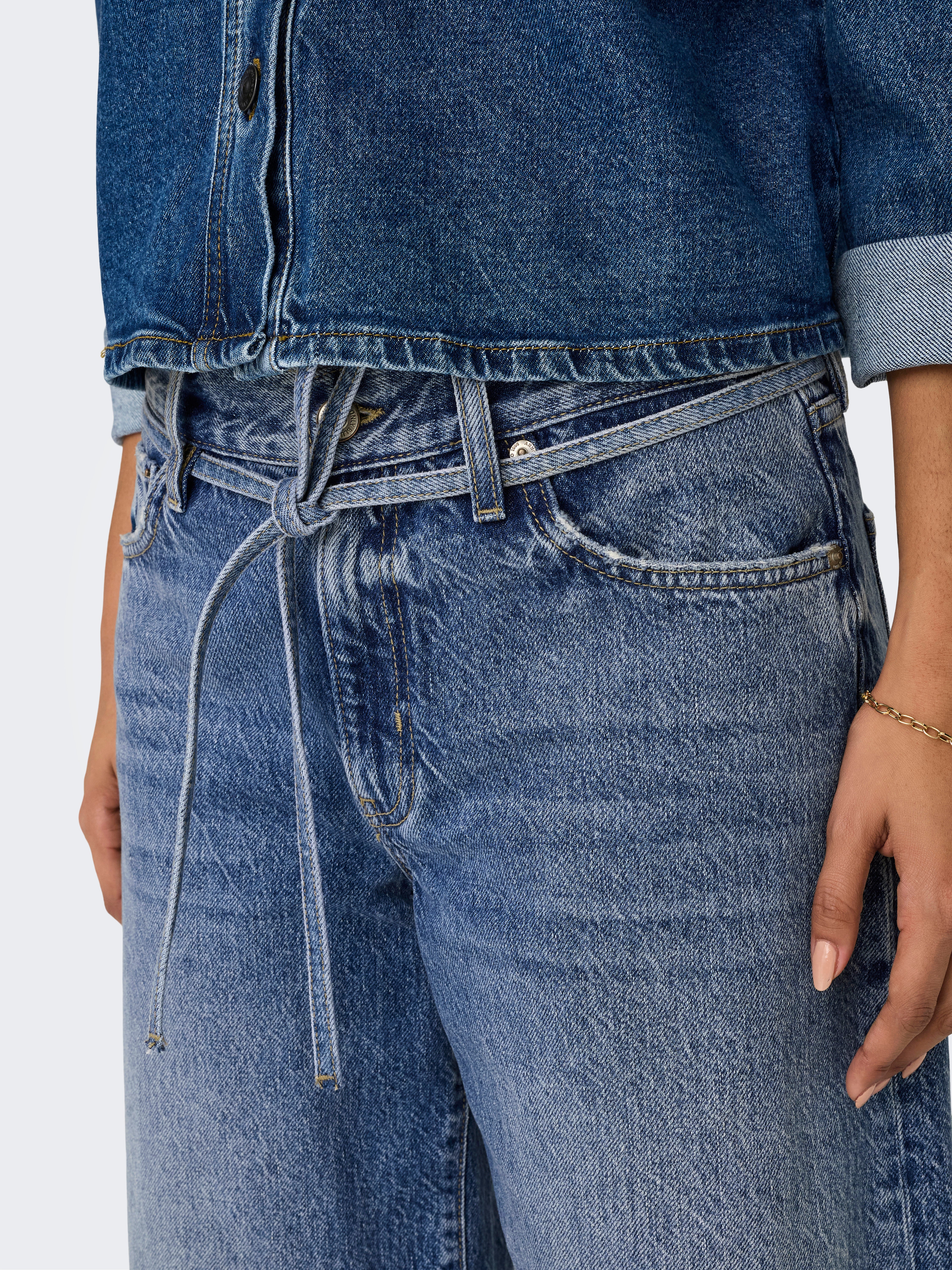 ONLGIANNA Mid waist Balloon Fit Jeans | Medium Blue | ONLY®