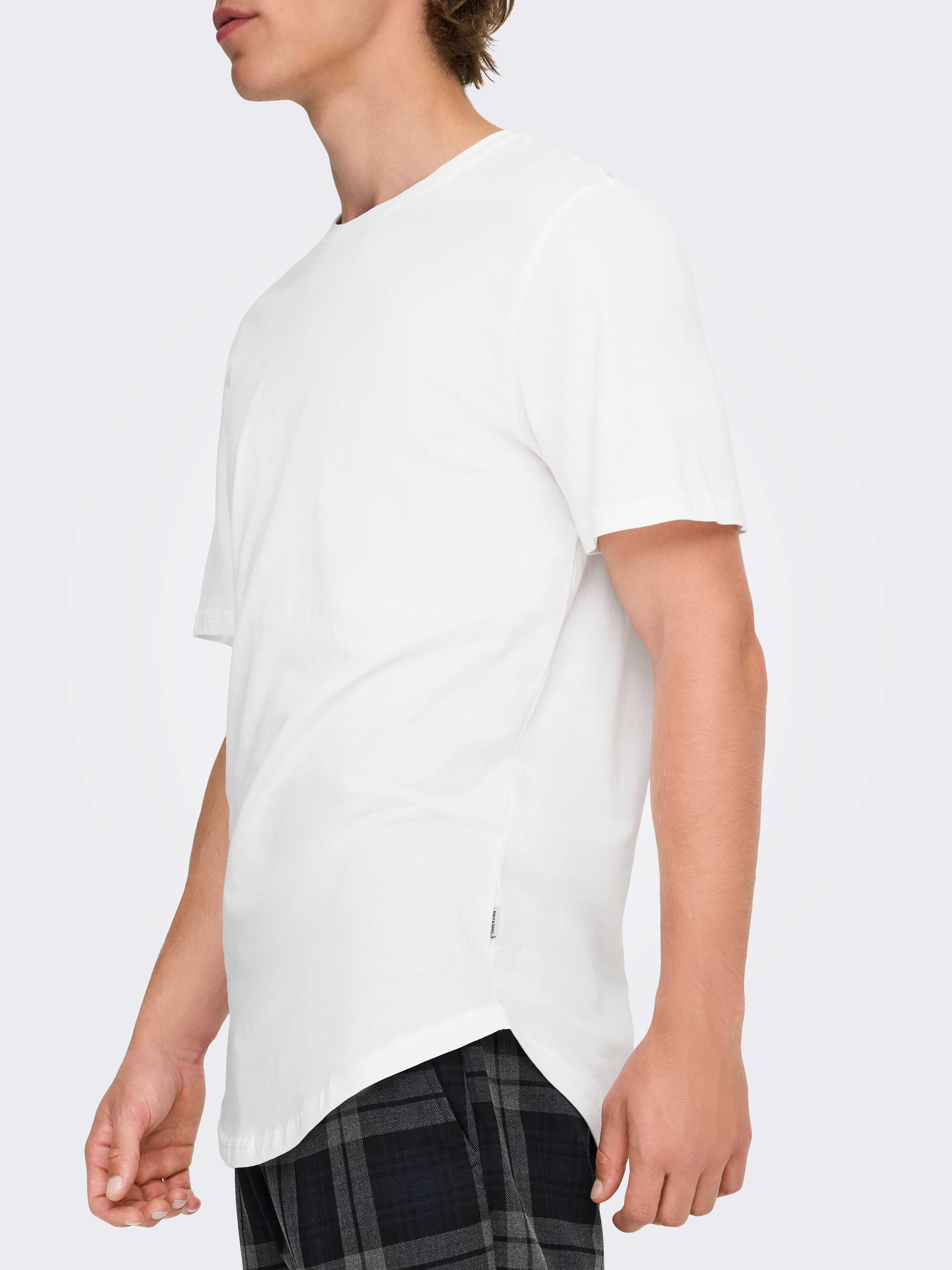 T-shirts Long Line Fit Col rond | Blanc | ONLY & SONS®
