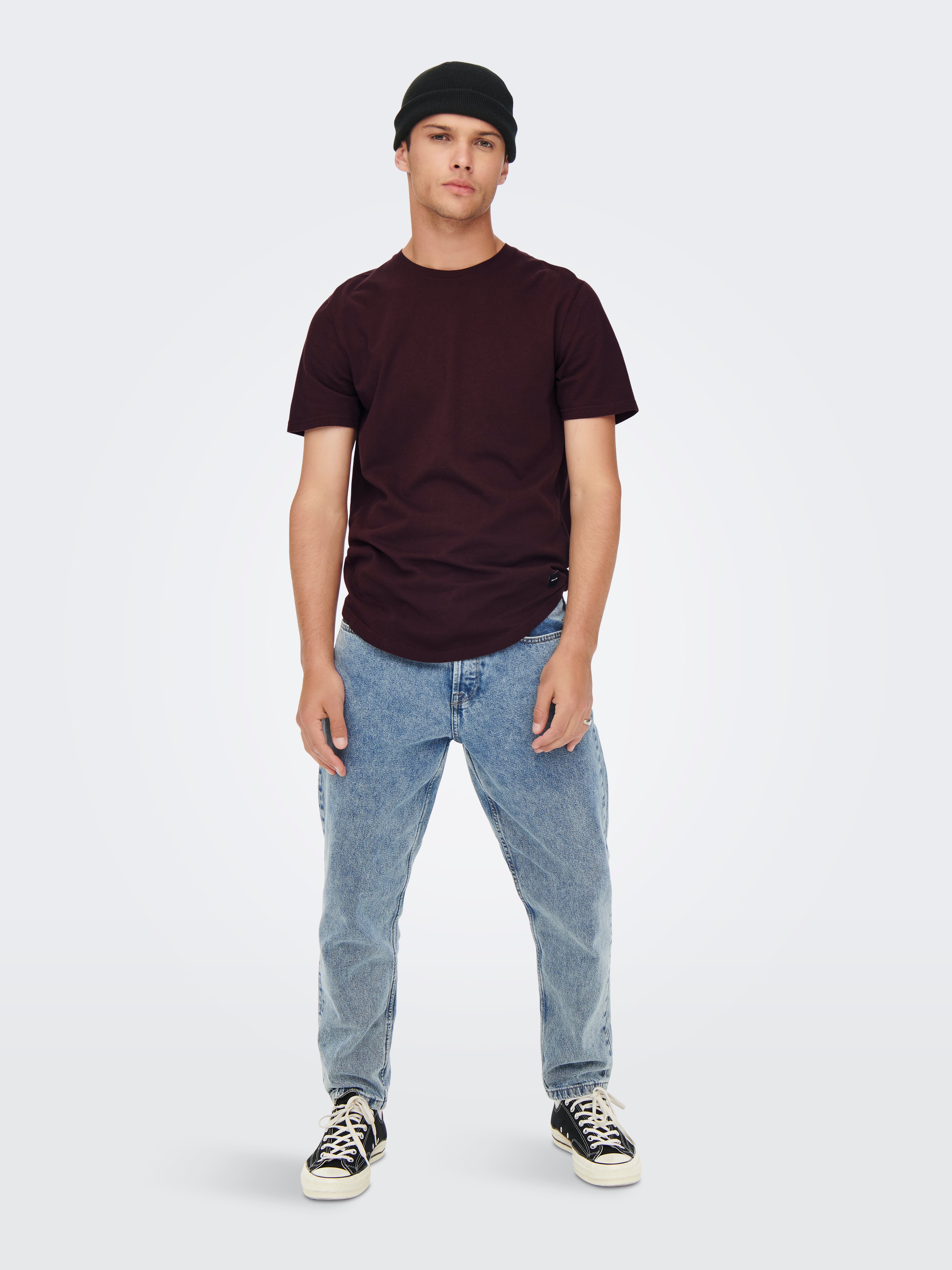 Camisetas Corte long line Cuello redondo | Rojo oscuro | ONLY & SONS®