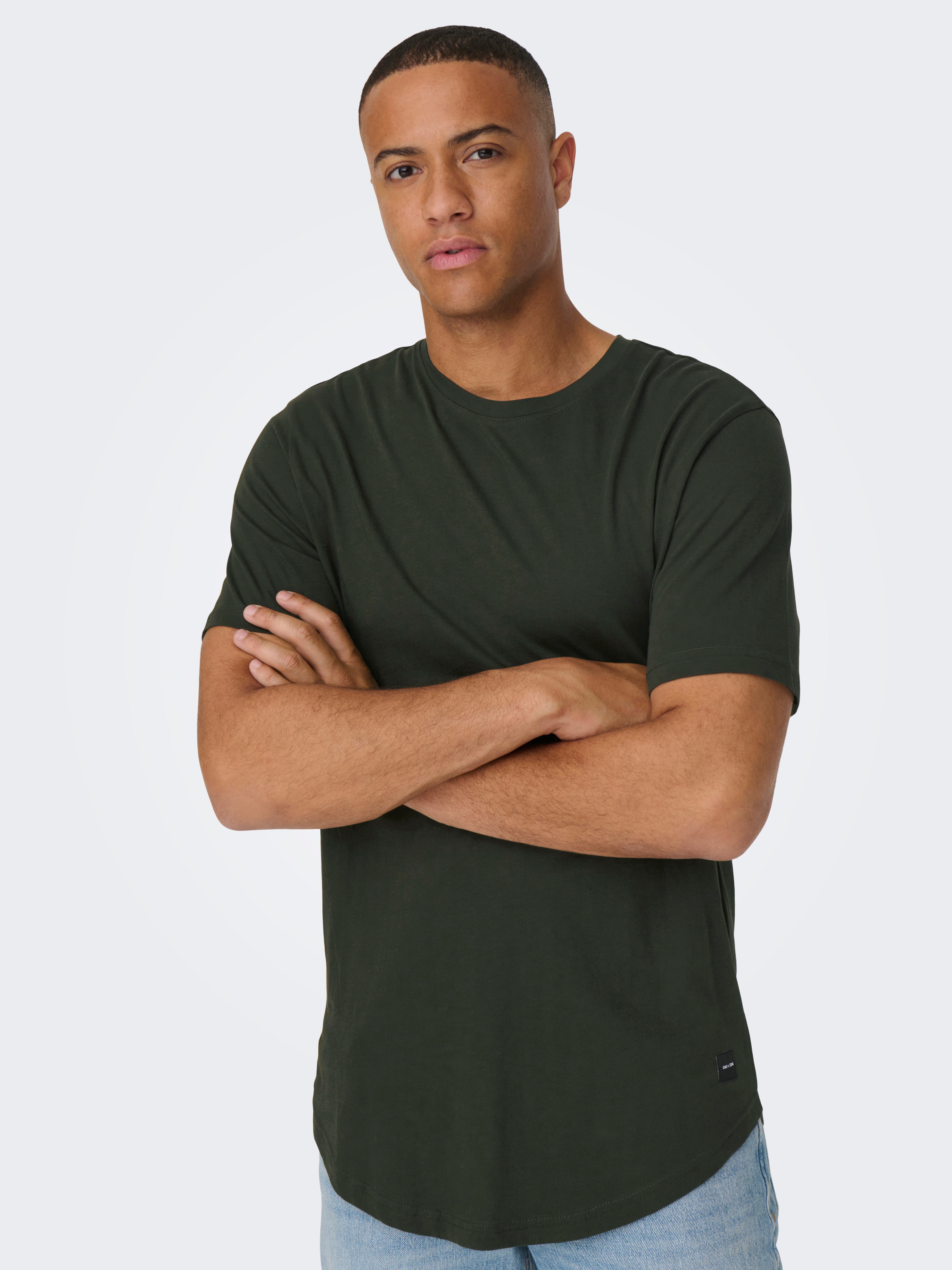 Long o-neck t-shirt | Dark Green | ONLY & SONS®