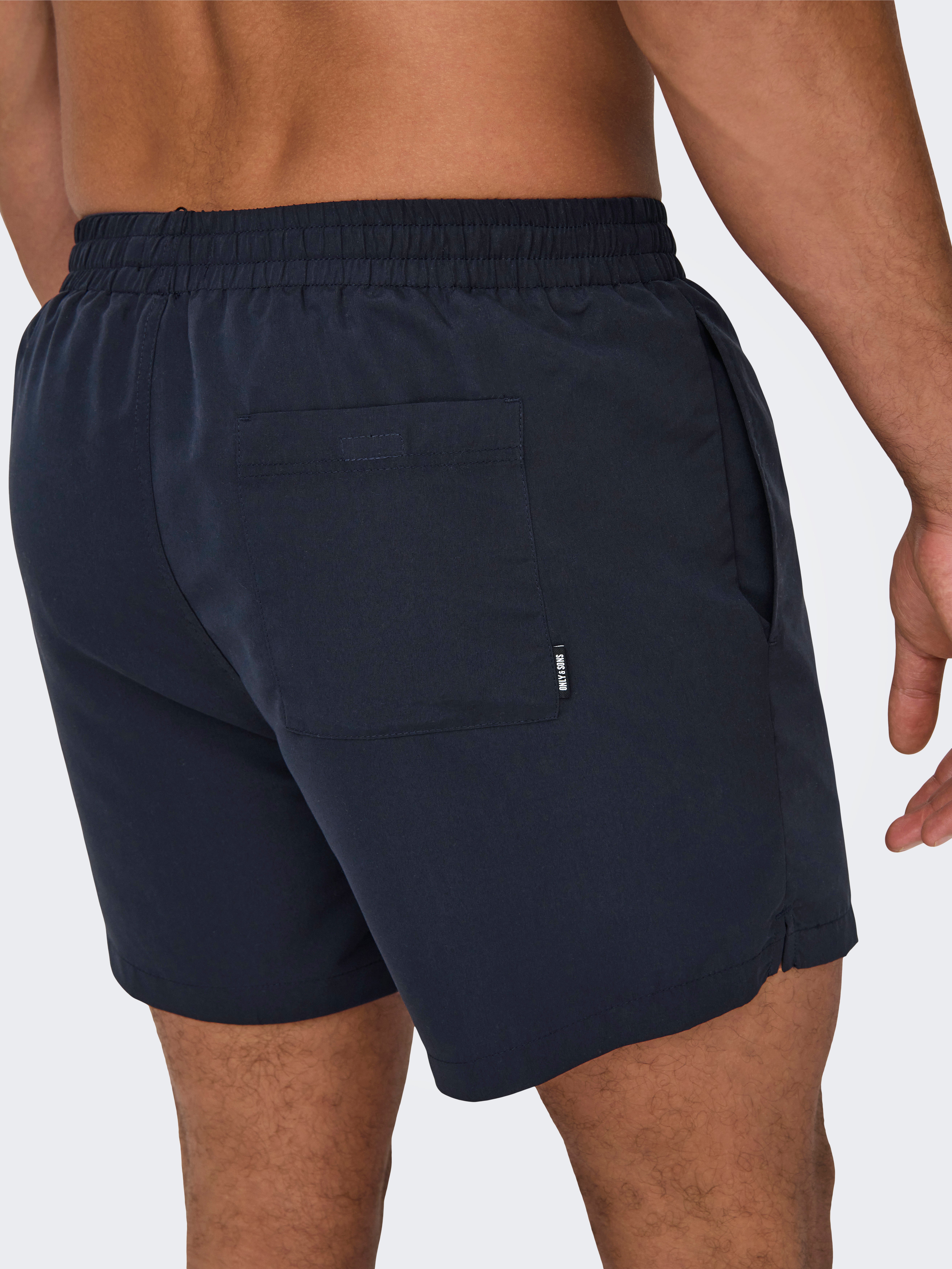Solid color swim trunks with 30% discount! | ONLY & SONS®