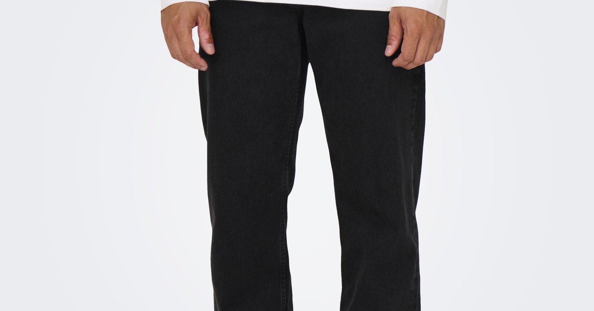 ONSEDGE ORG. STRAIGHT 7901 EY BOX JEANS | Black | ONLY & SONS®